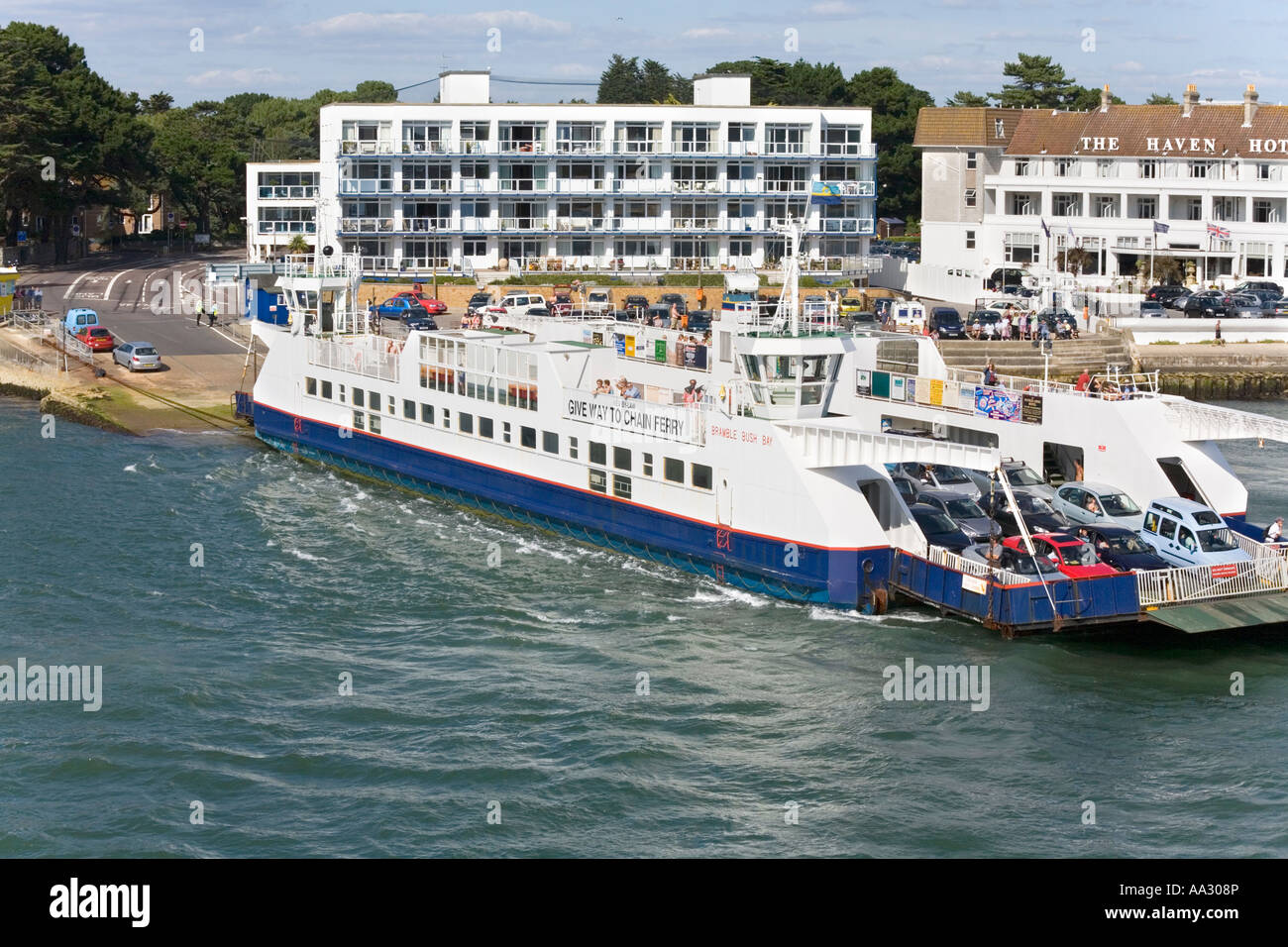 Crosses the entrance of poole harbour High Resolution Stock Photography ...