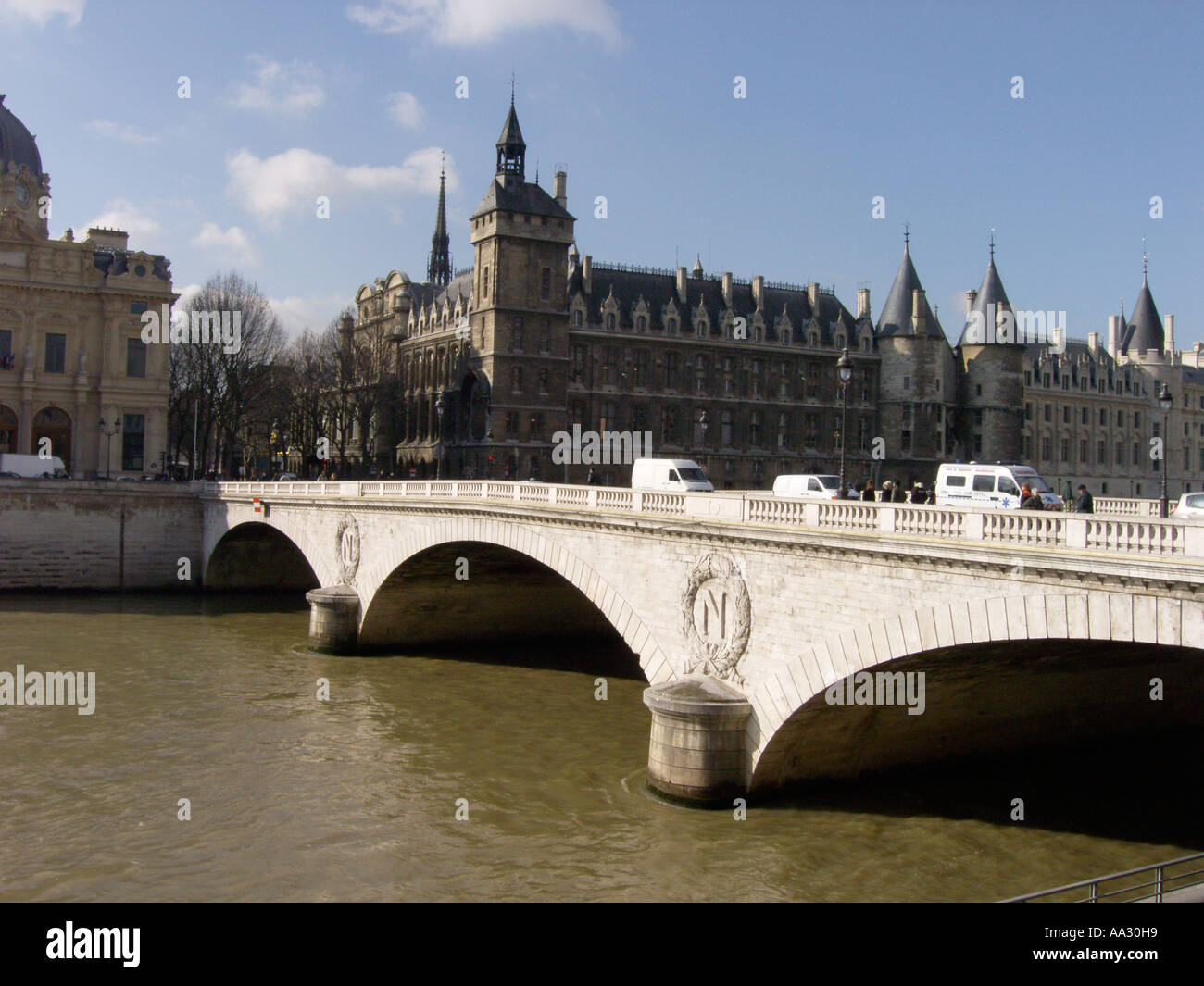 Bridge in Paris Stock Photo - Alamy