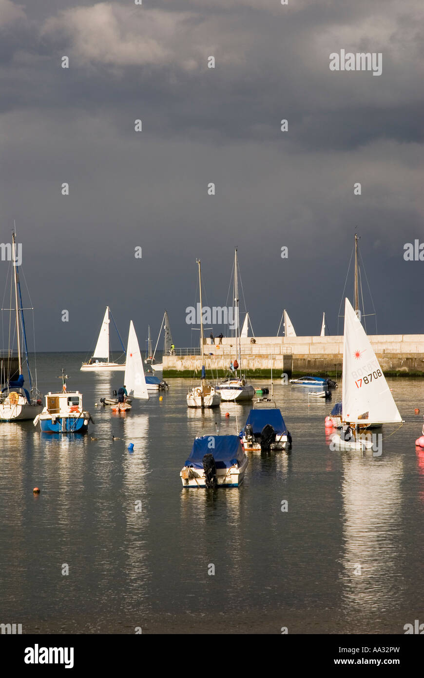 Bray harbour hi-res stock photography and images - Alamy