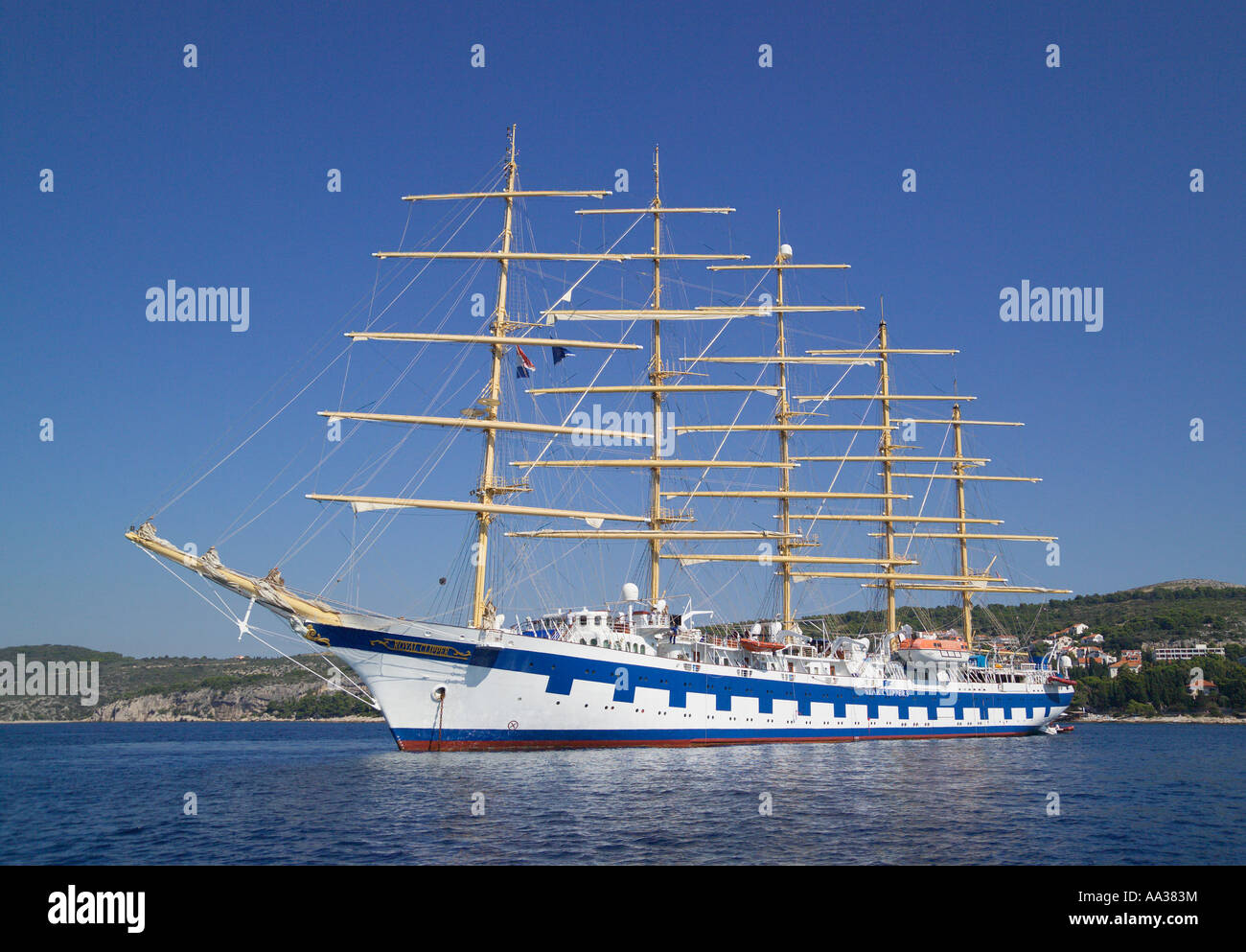 Five masted sailing ship hi-res stock photography and images - Alamy