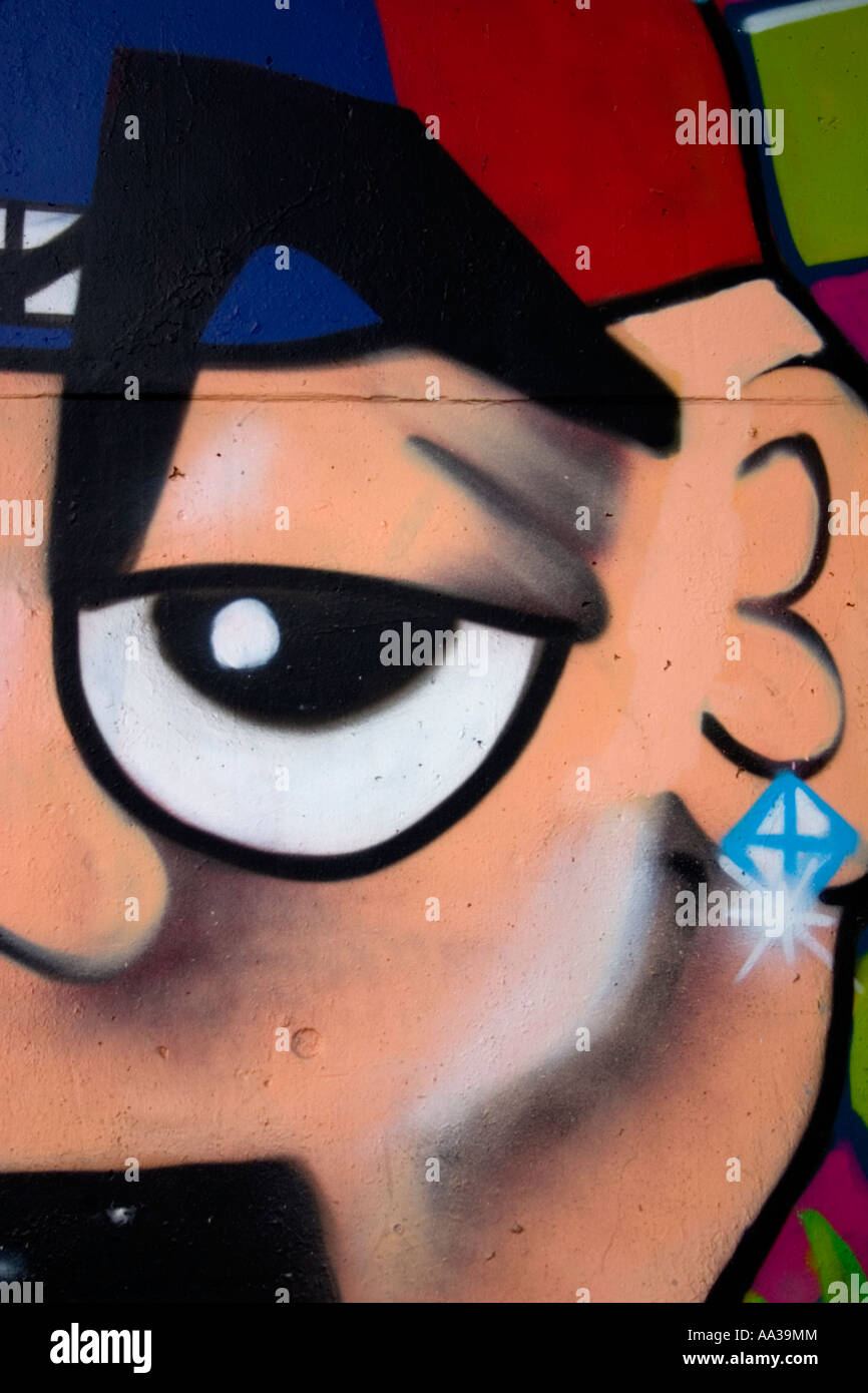 Graffiti face hi-res stock photography and images - Alamy