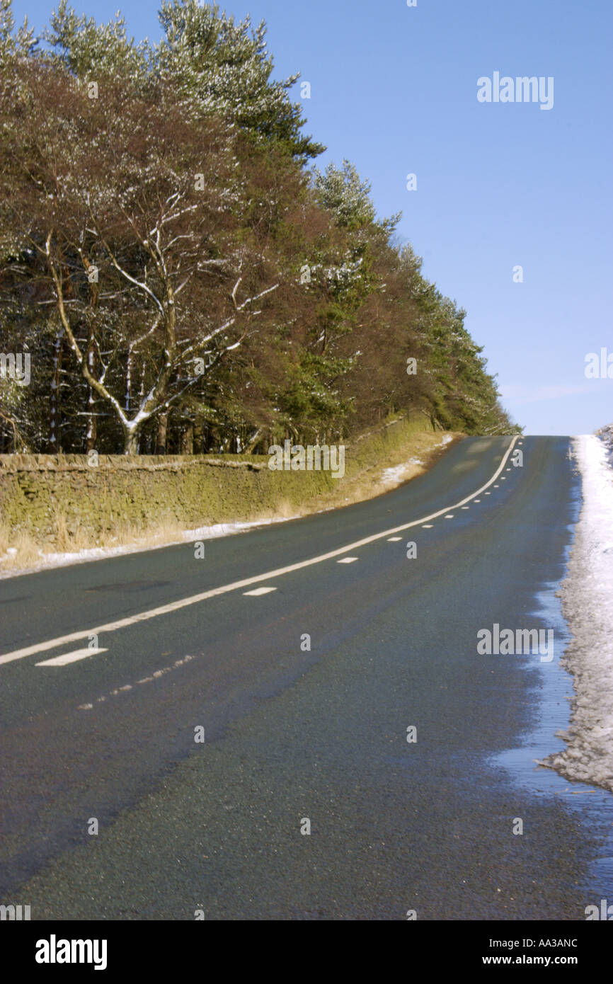 County lane hi-res stock photography and images - Alamy