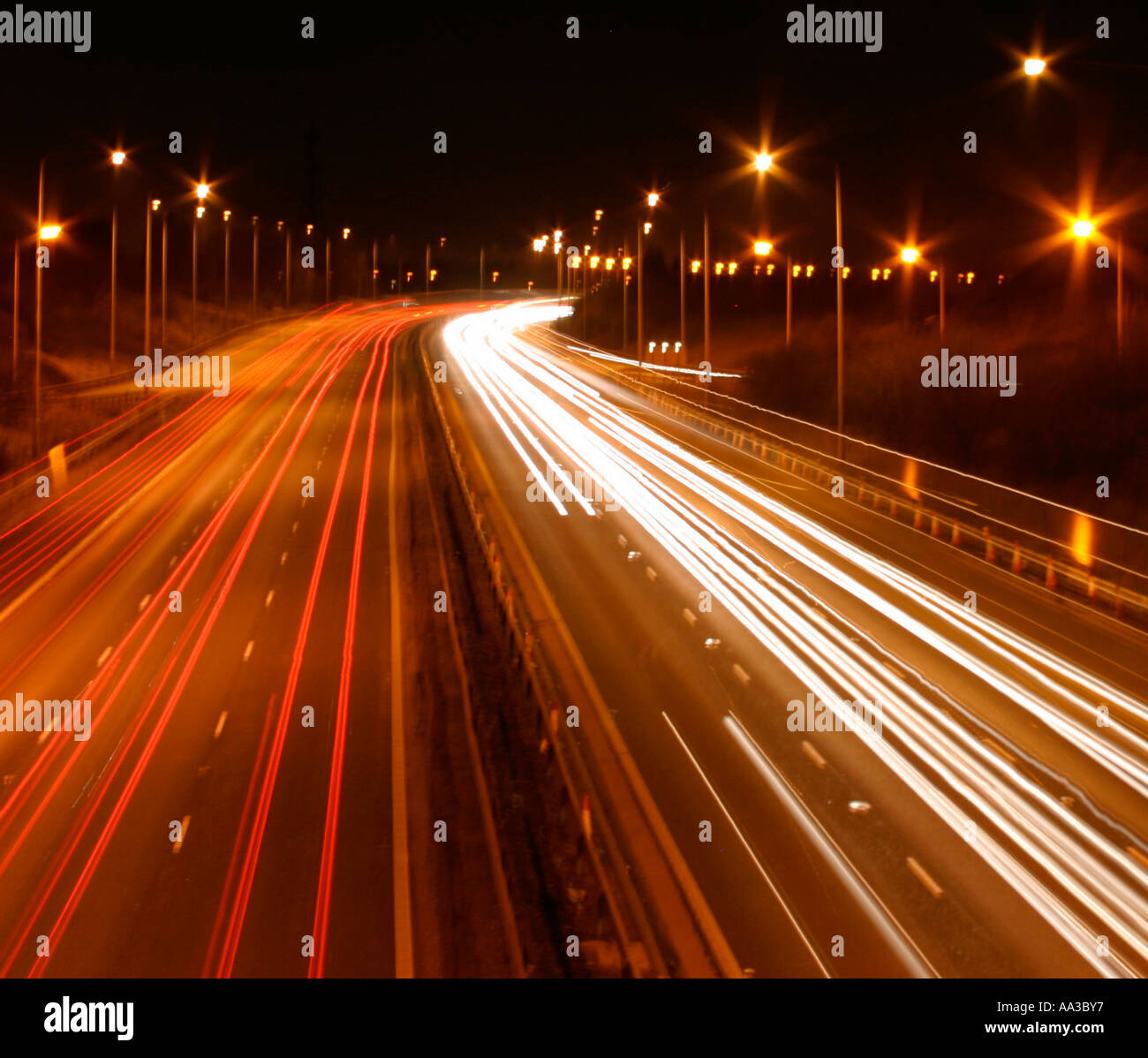 Vehicle light trail on m25 hi-res stock photography and images - Alamy