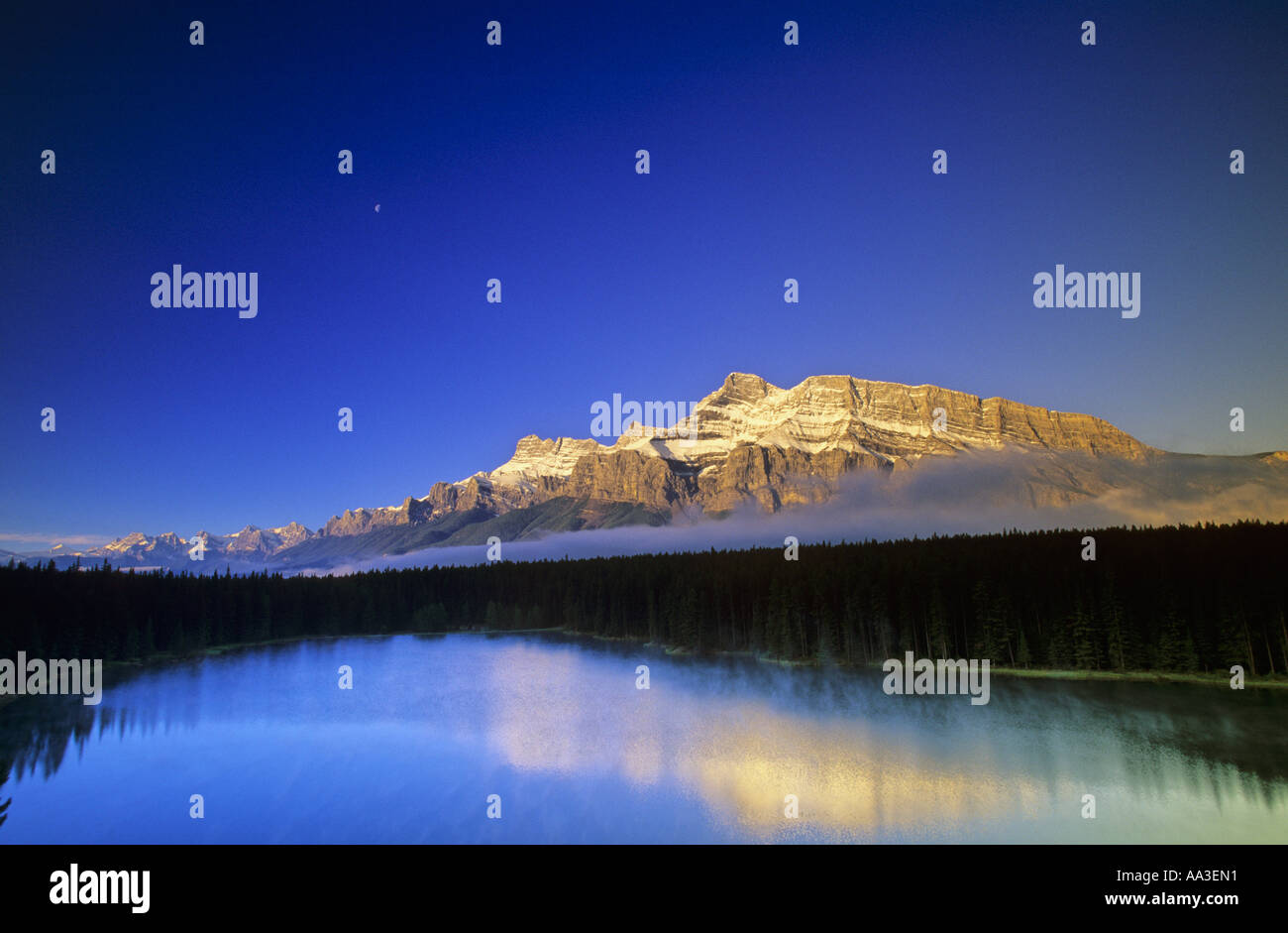 Mount Rundle and Johnson Lake at sunrise Banff National Park Alberta ...
