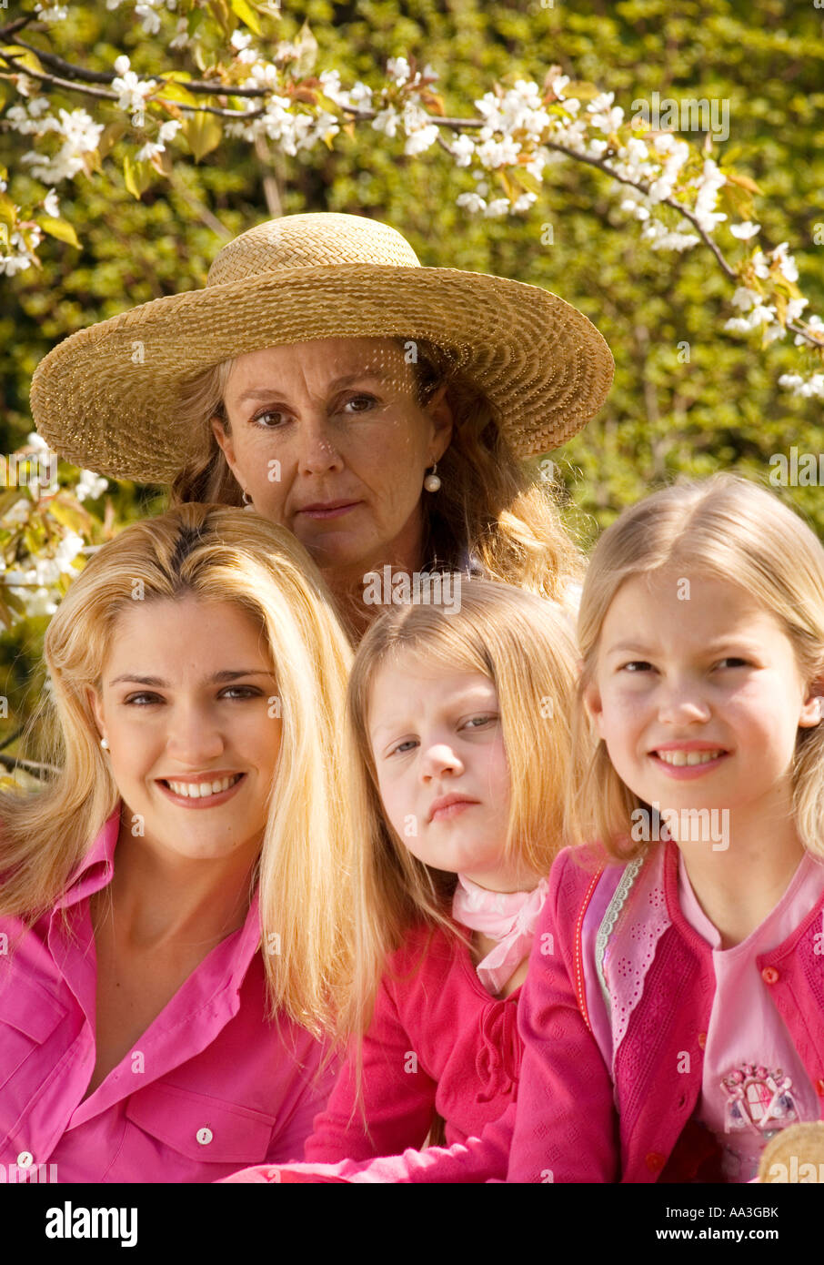 4 four generations women hi-res stock photography and images - Alamy