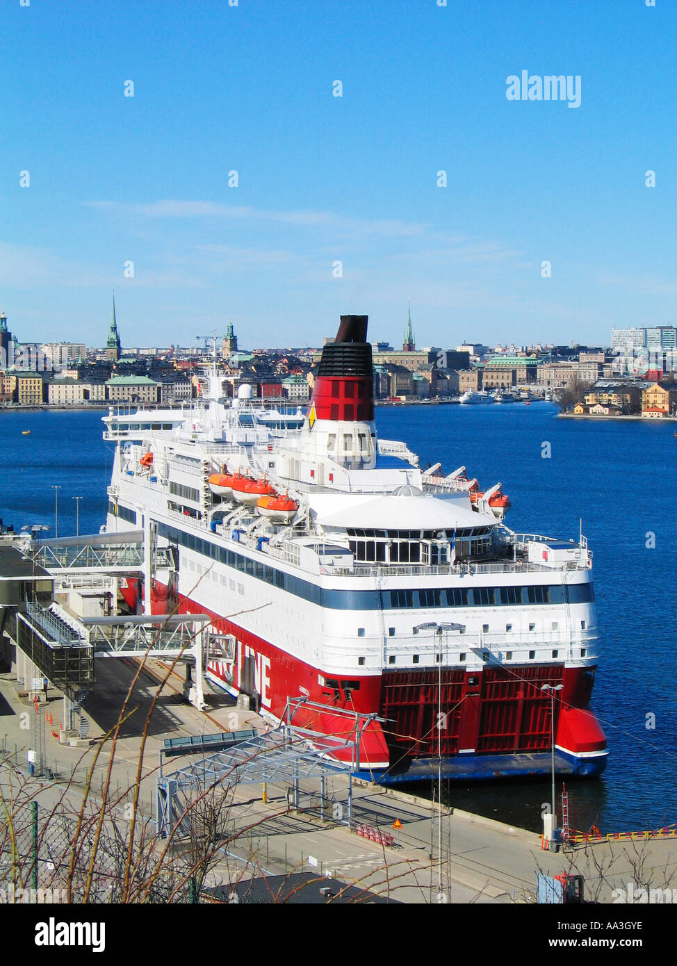 Viking cruise lines hi-res stock photography and images - Alamy