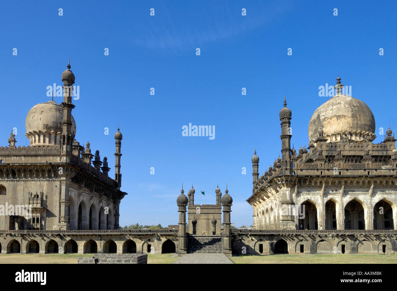Ibrahim Rauza mausoleum Bijapur Karnataka South India Stock Photo - Alamy