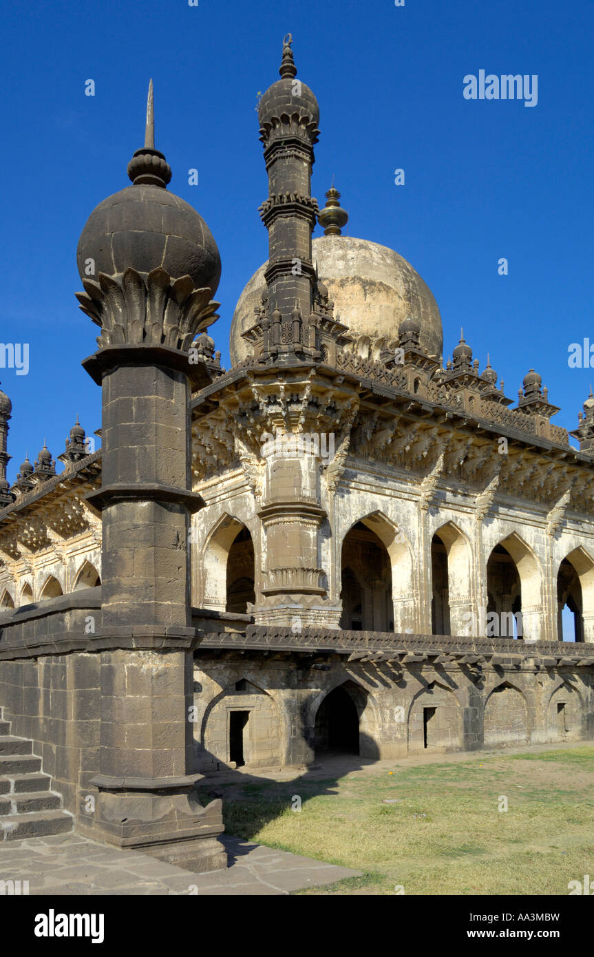 Ibrahim Rauza mausoleum Bijapur Karnataka South India Stock Photo - Alamy