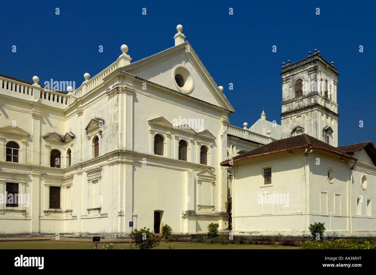 Se Cathedral Old Goa India Stock Photo - Alamy