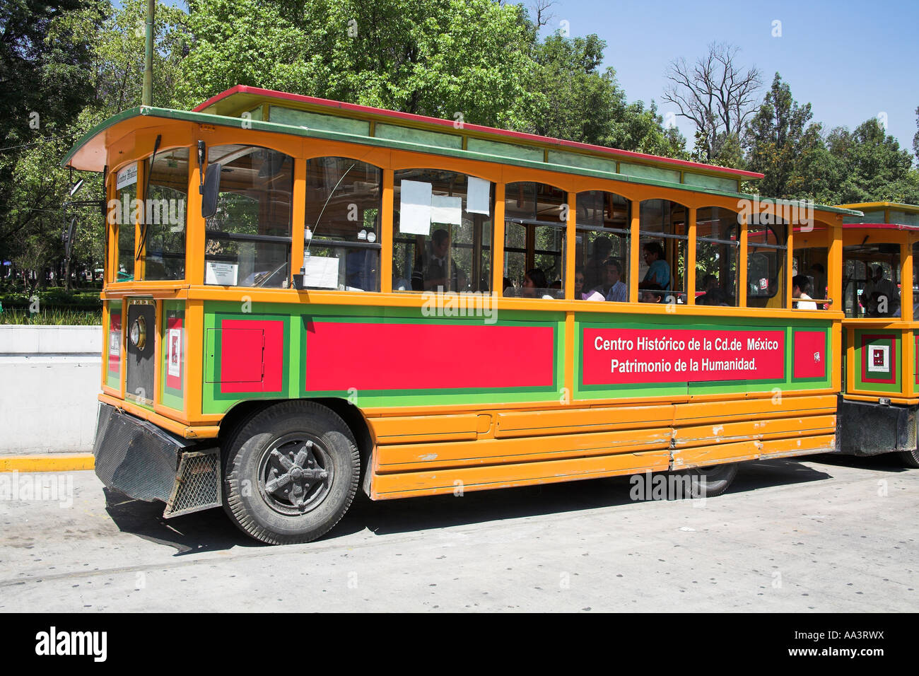 Mexico city hop on hop off bus High Resolution Stock Photography and ...