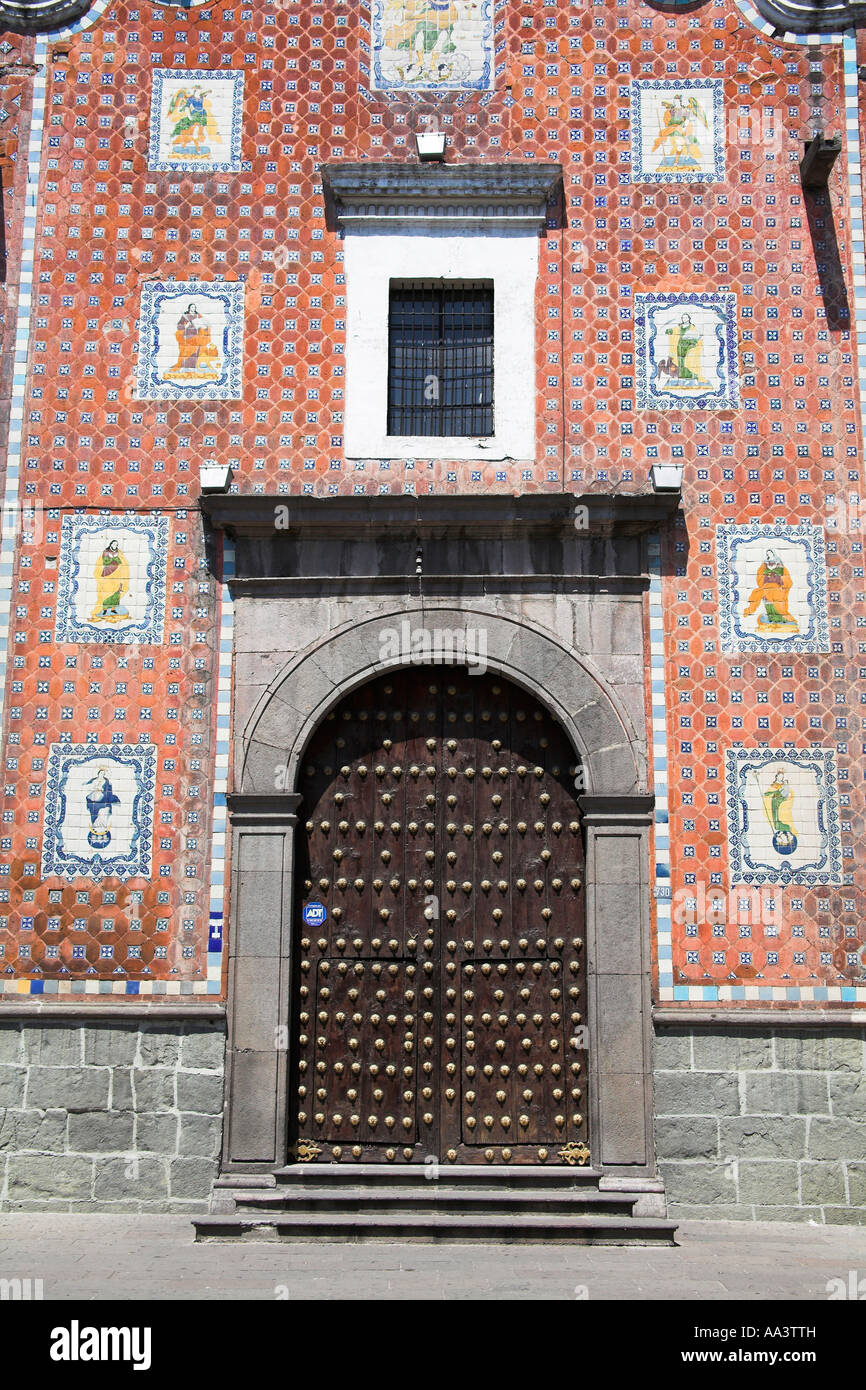 Doorway and entrance to Templo de San Marcos Evangelista, 17th century ...