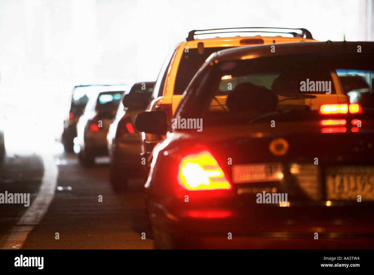 Streaming traffic headlights hi-res stock photography and images - Alamy