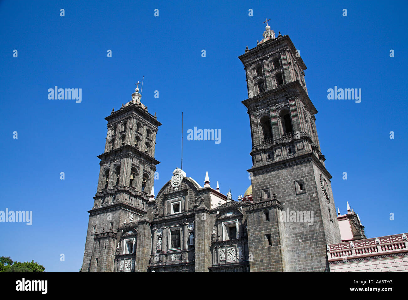 Puebla cathedral bell towers catedral basilica de puebla cathedral hi ...