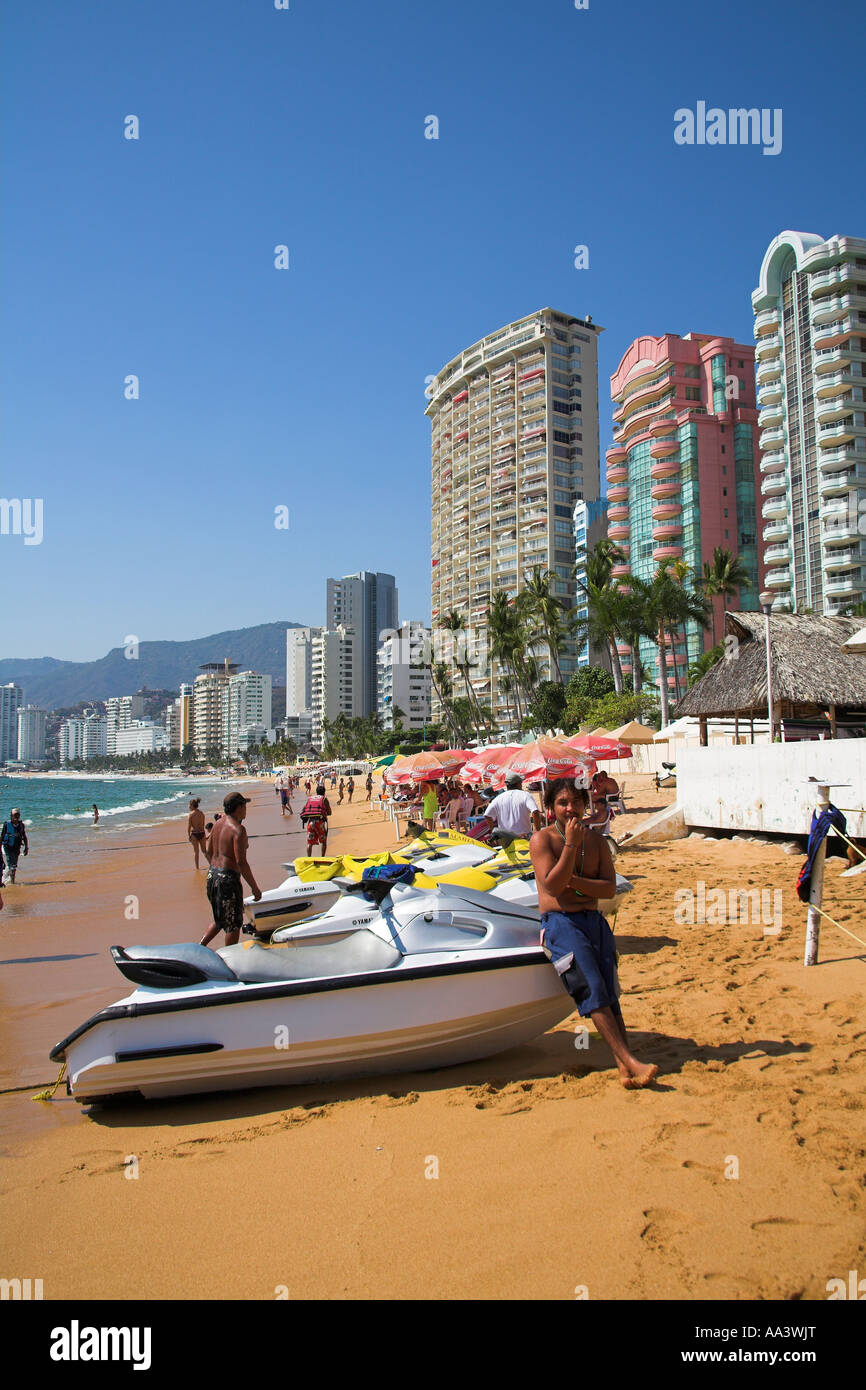 Beaches in guerrero mexico hi-res stock photography and images - Alamy