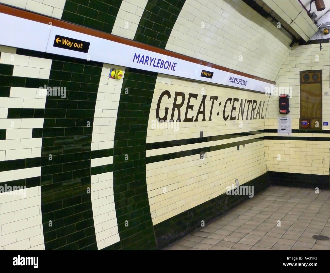 Marylebone Station Underground Platform showing Great Central Early ...