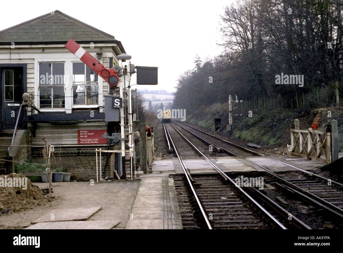 Whyteleafe South Station Signal Box and Level Crossing Stock Photo - Alamy Whyteleafe South Station Signal Box and Level Crossing Stock Photo - Alamy