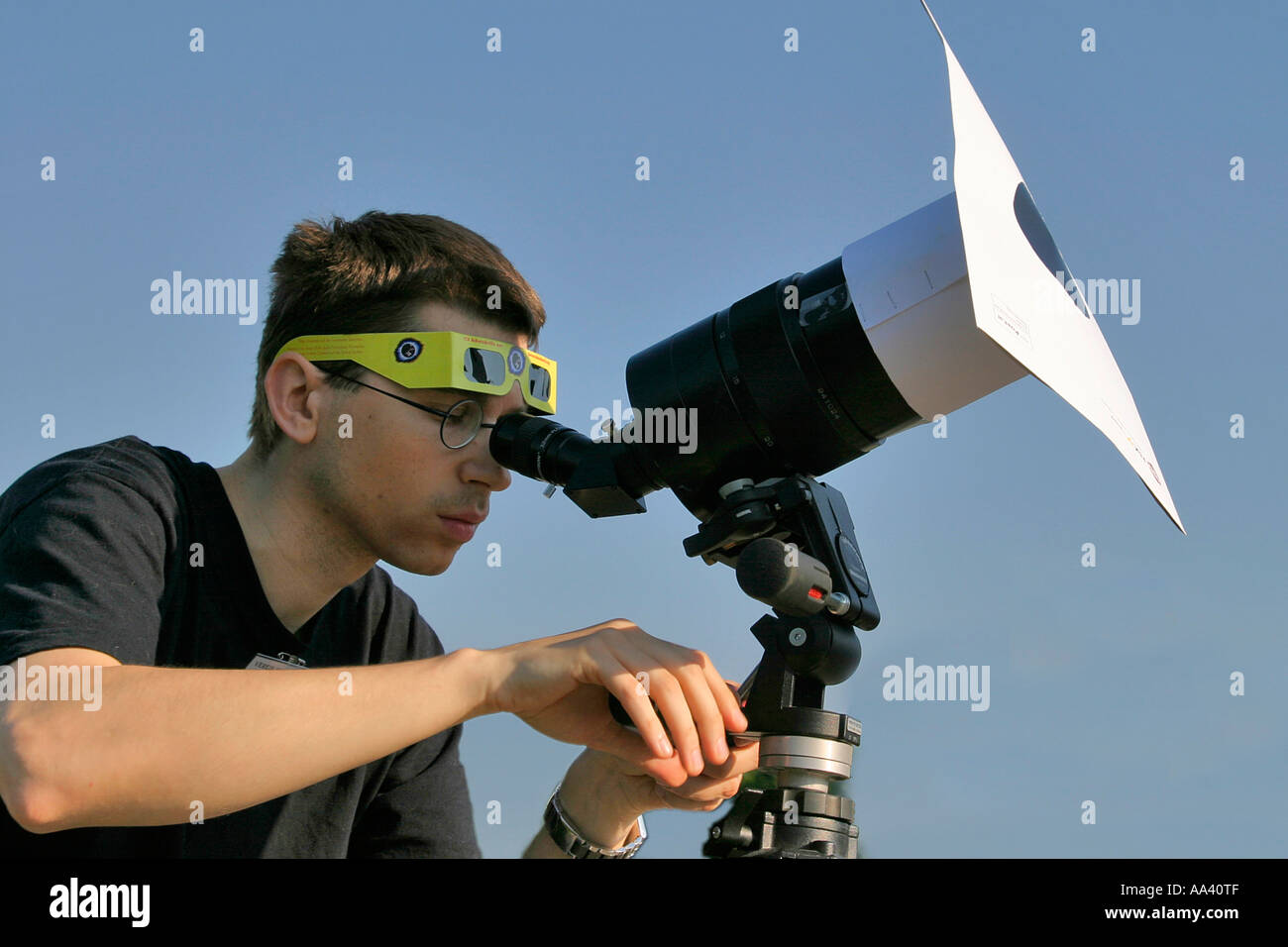 Observation of the stars and planets hi-res stock photography and ...