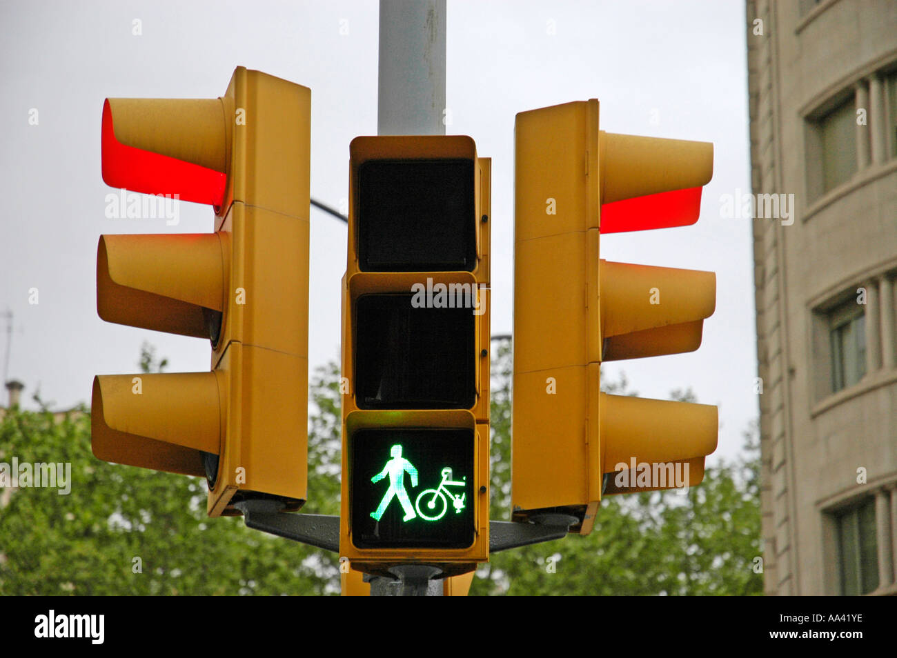 Traffic light for cyclists hi-res stock photography and images - Alamy