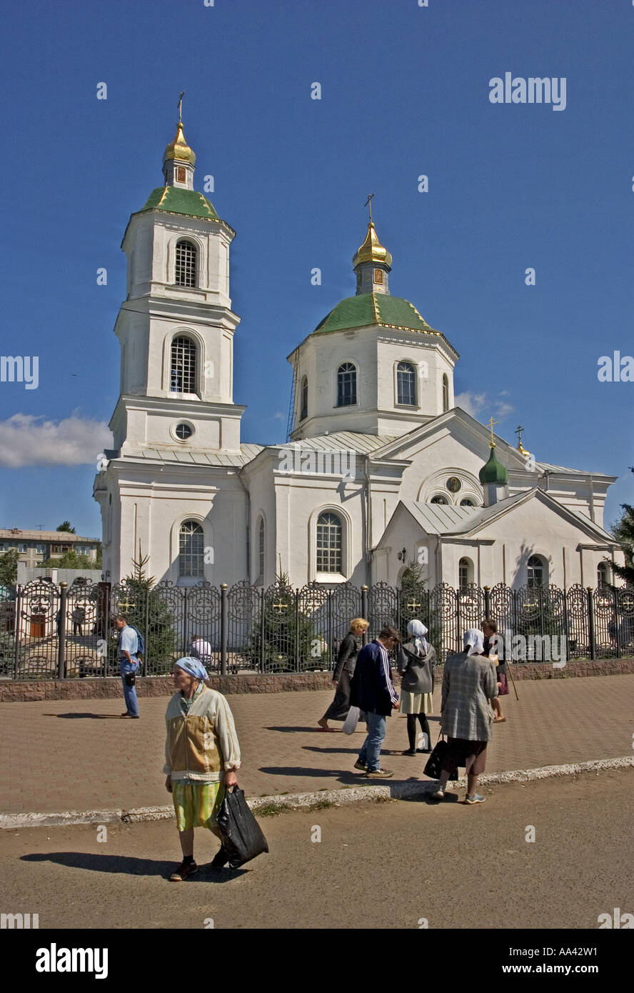 Omsk old women hi-res stock photography and images - Alamy