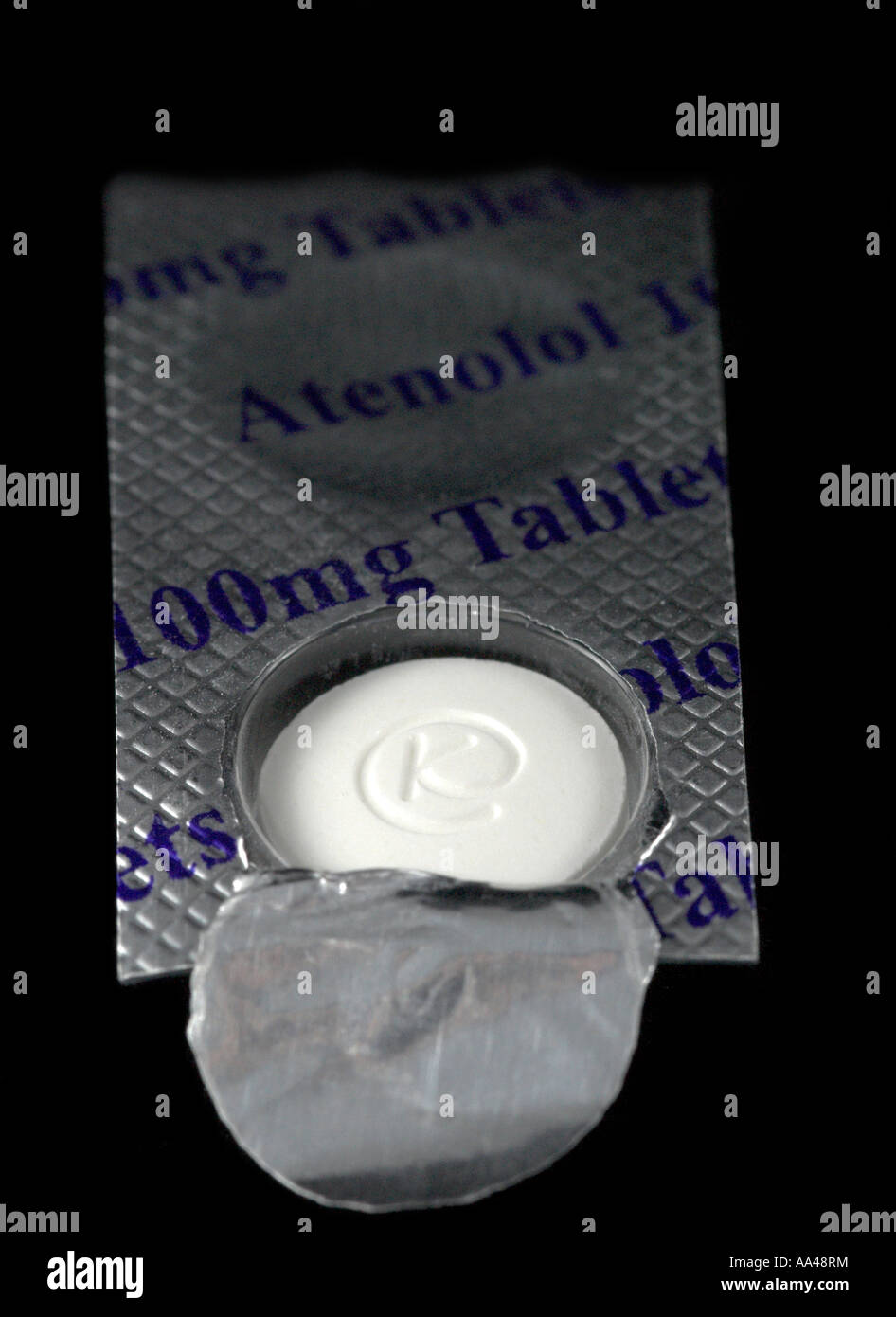 Single Atenolol 100mg Tablet Stock Photo - Alamy
