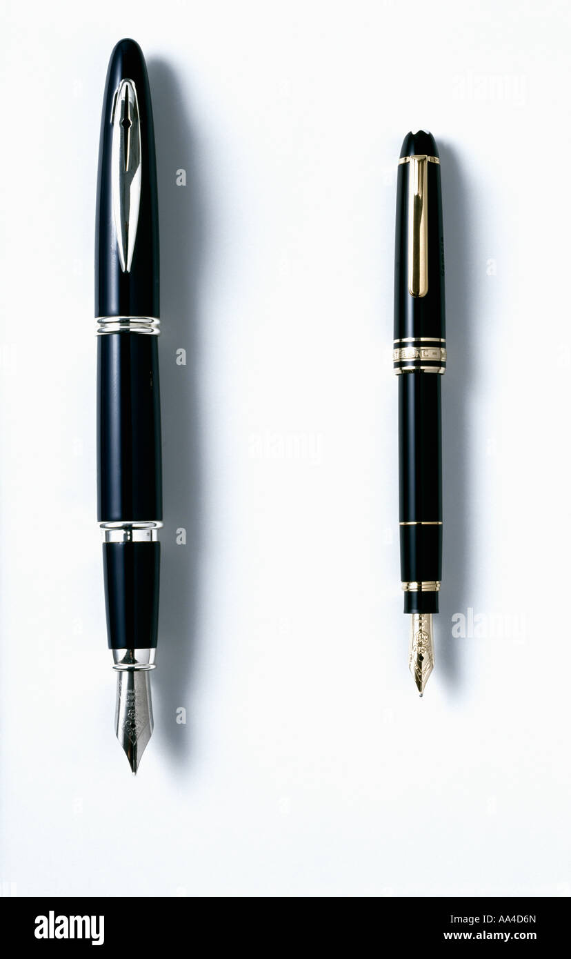 Black fountain pen hi-res stock photography and images - Alamy