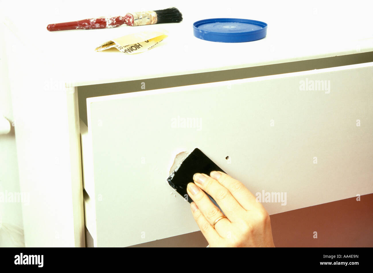 Sand papering hi-res stock photography and images - Alamy