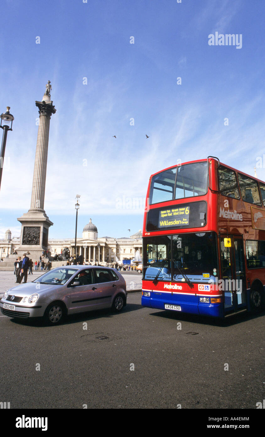Traffic congestion at trafalgar square hi-res stock photography and ...