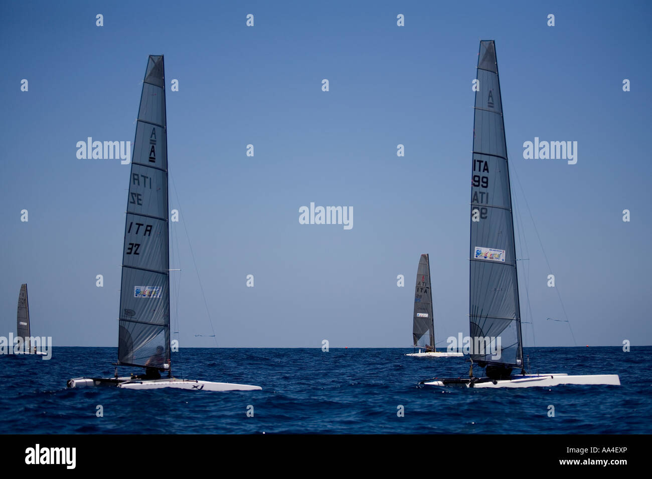 Competition boats hi-res stock photography and images - Alamy