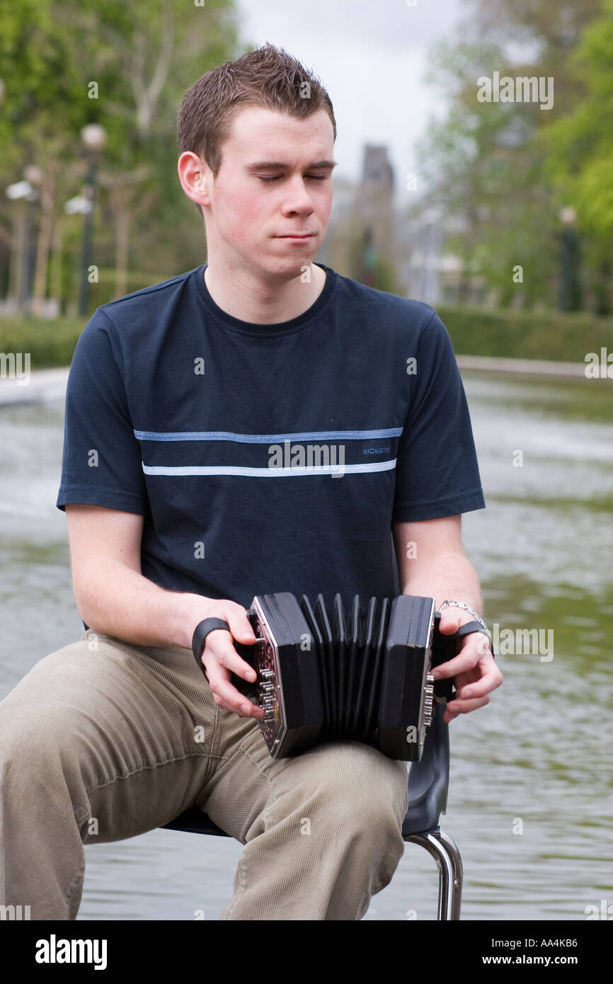 Man playing concertina hi-res stock photography and images - Alamy