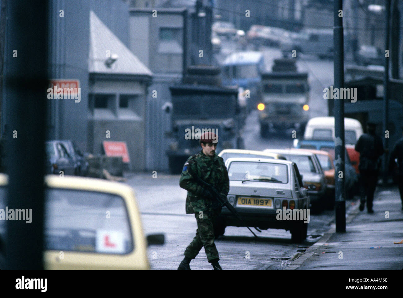 NEWRY BOMBING NORTHERN IRELAND 28 FEB 1985. 9 RUC POLICE OFFICERS DIED ...