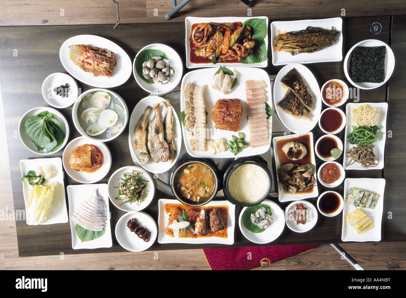Korean traditional full course meal Stock Photo - Alamy