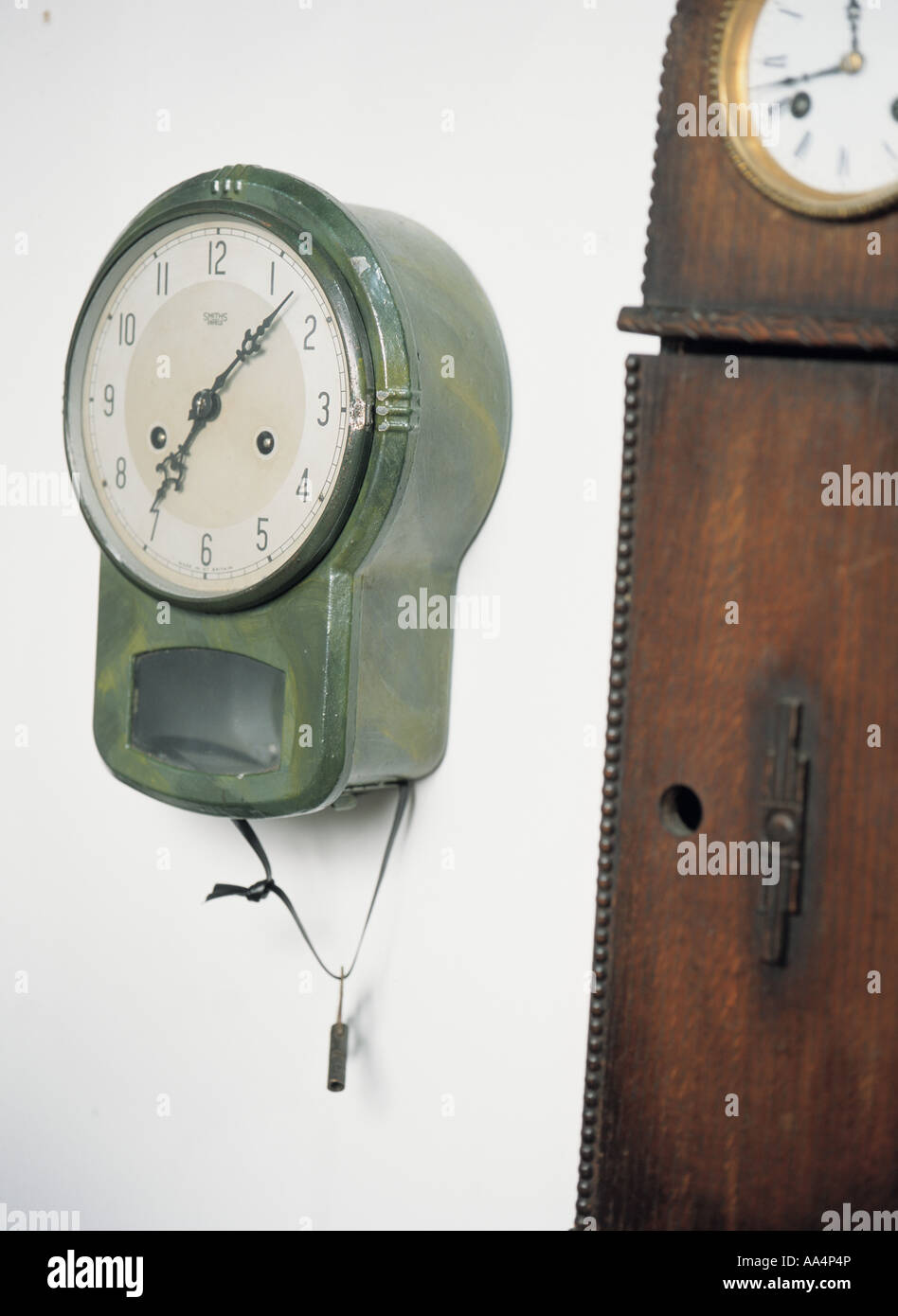 Old wall clock Stock Photo - Alamy