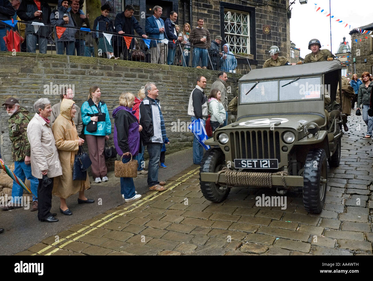 Us army uniforms hi-res stock photography and images - Alamy