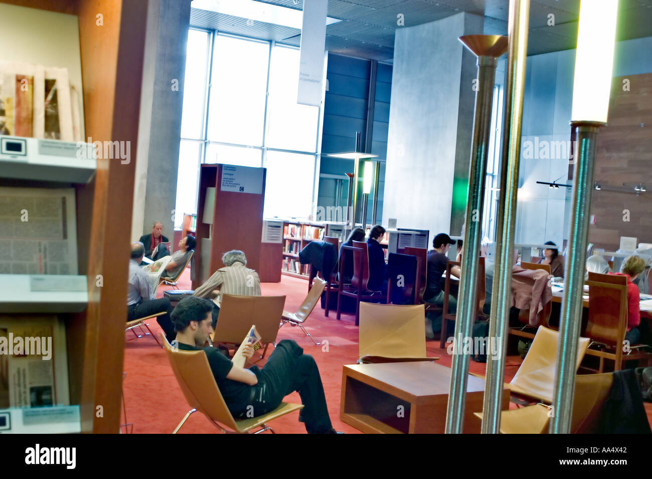 French national library reading room hi-res stock photography and ...