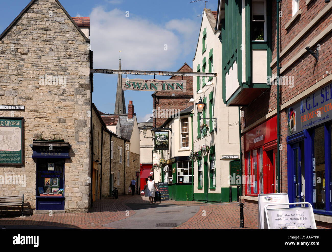 Stroud town centre hi-res stock photography and images - Alamy
