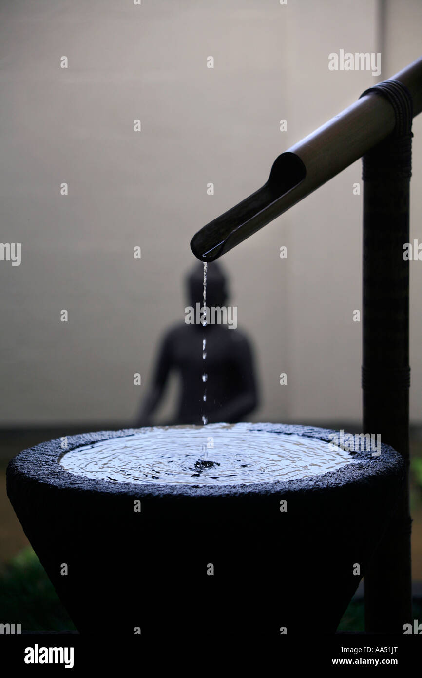 Japanese water feature hi-res stock photography and images - Alamy