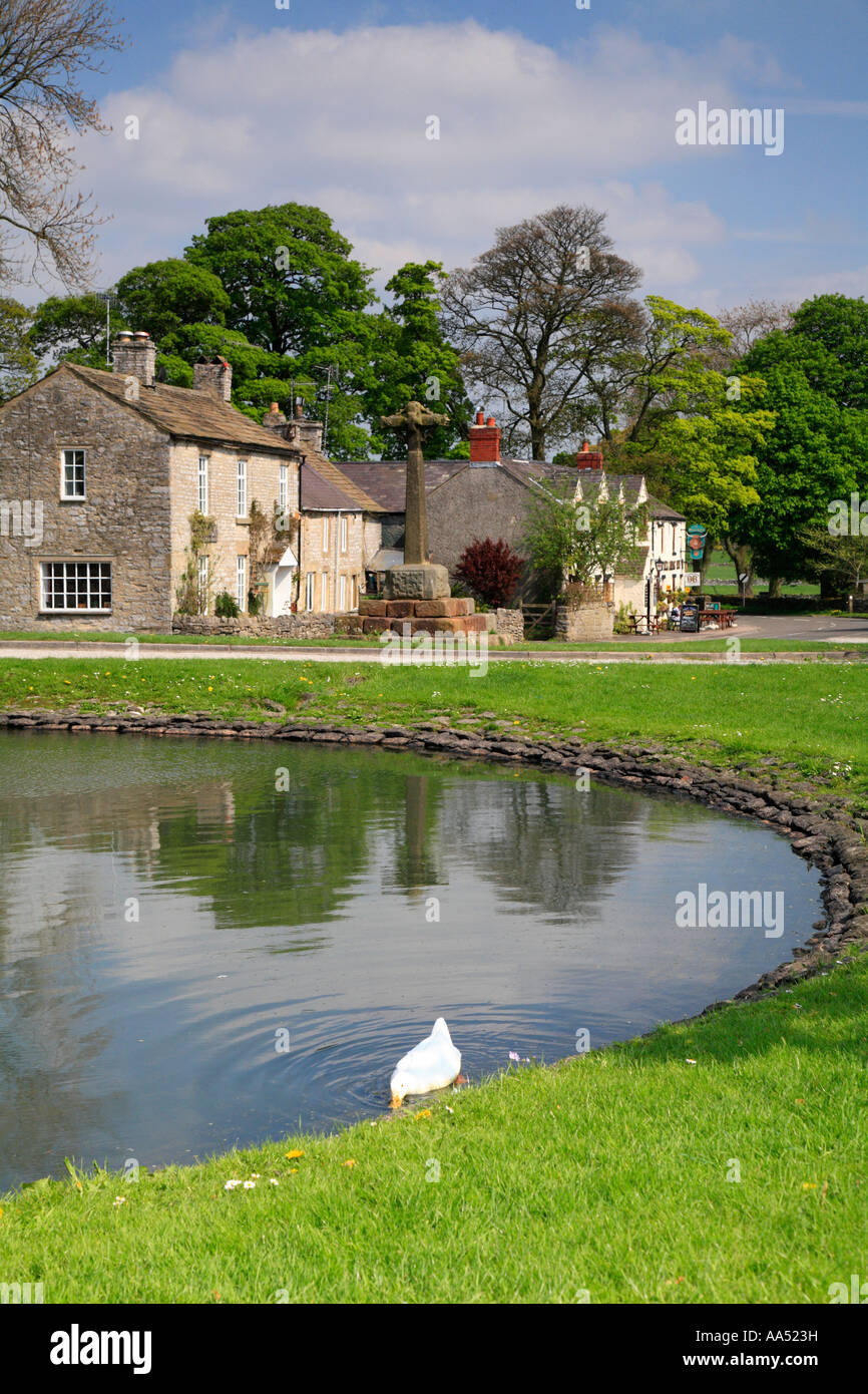 Foolow peak district village uk hi-res stock photography and images - Alamy