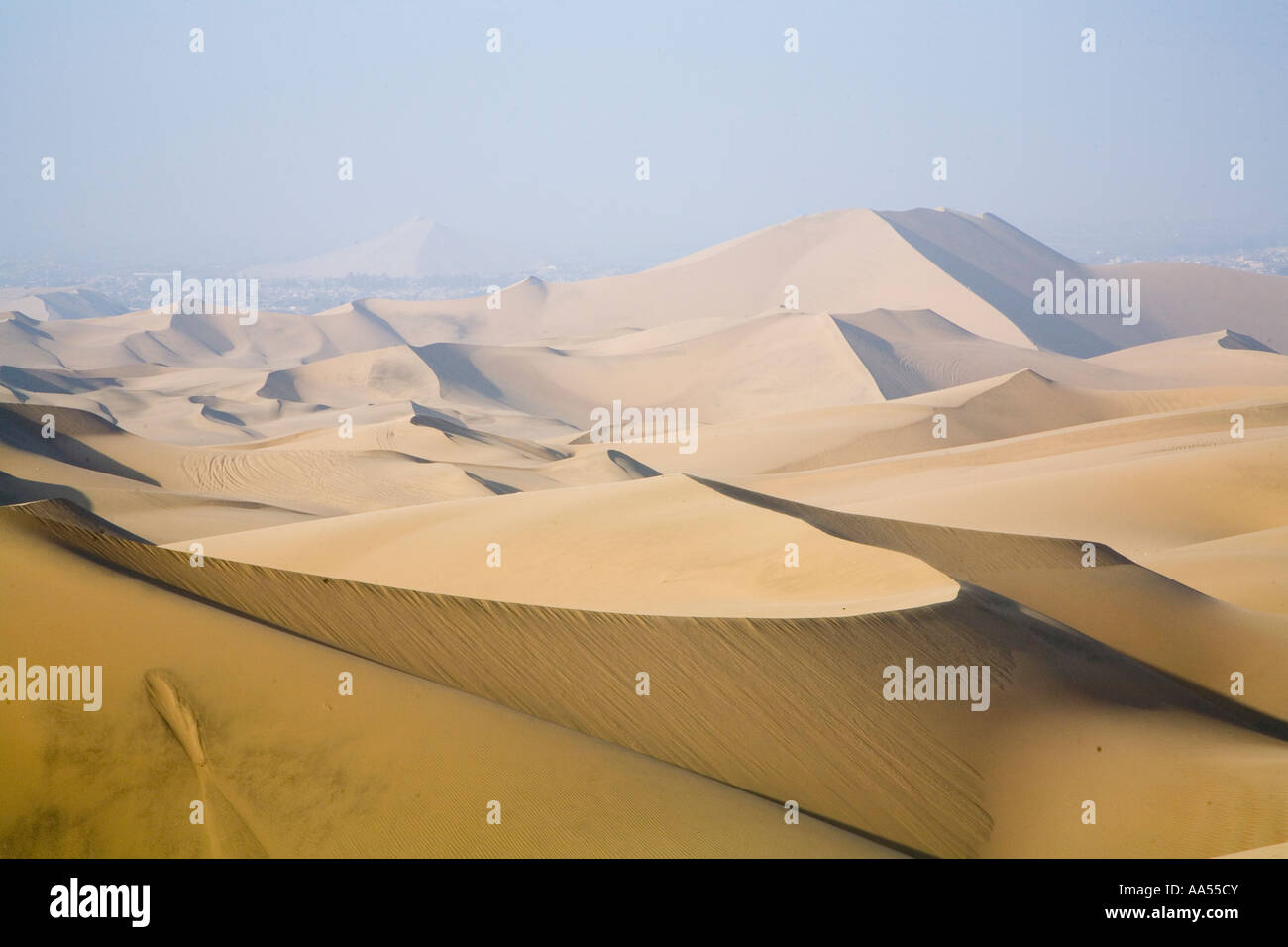 Sand dunes at Huacachina Oasis, Peru Stock Photo - Alamy