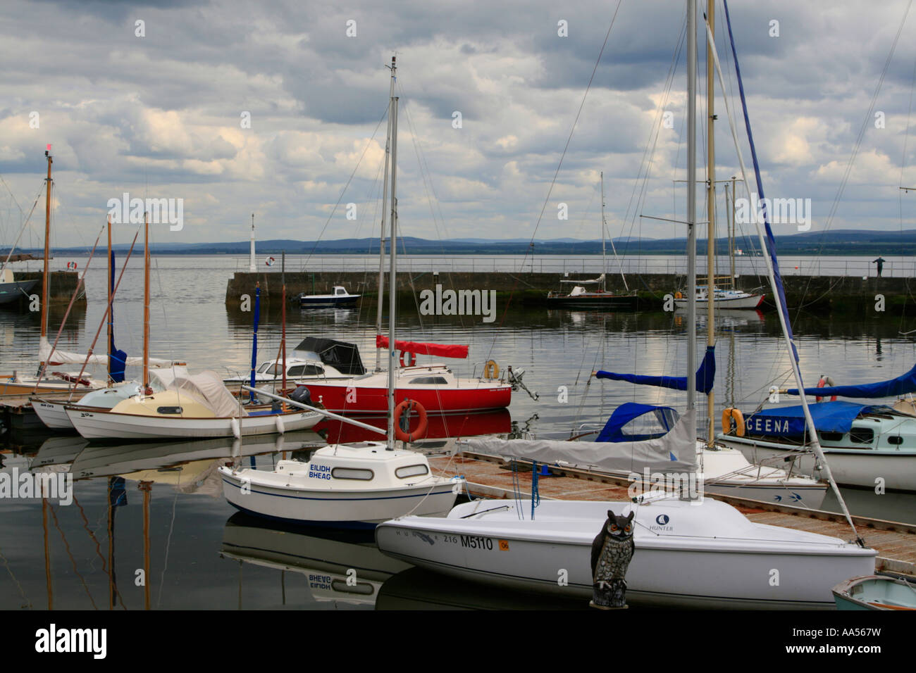 the black isle scotland highlands east coast avoch harbour Stock Photo ...