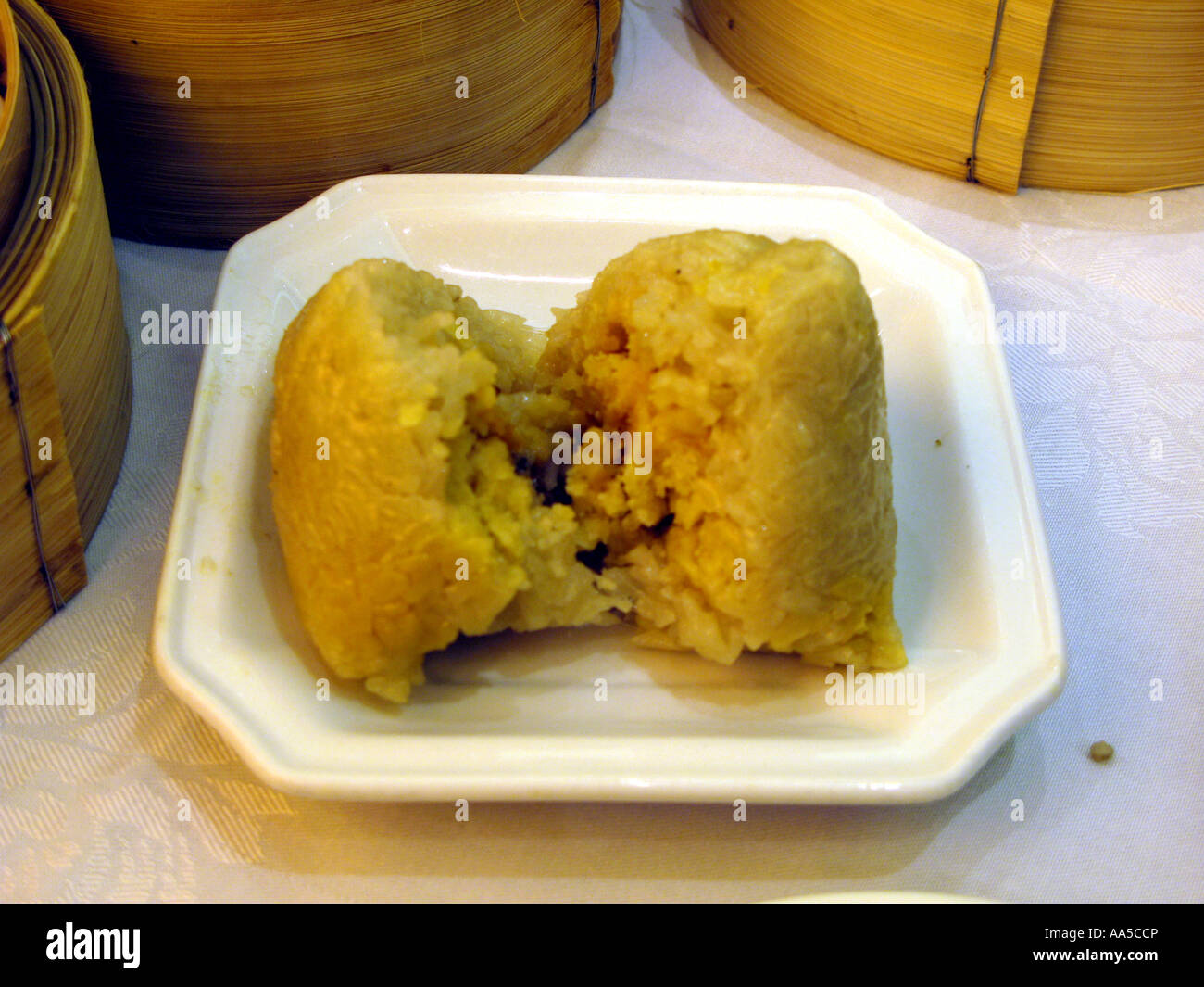 Zongzi hi-res stock photography and images - Alamy