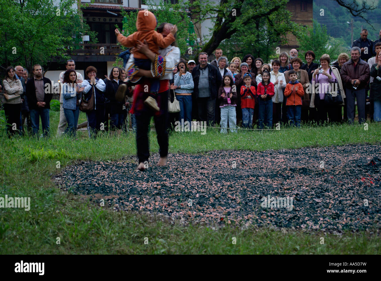 Dancing icon hi-res stock photography and images - Alamy