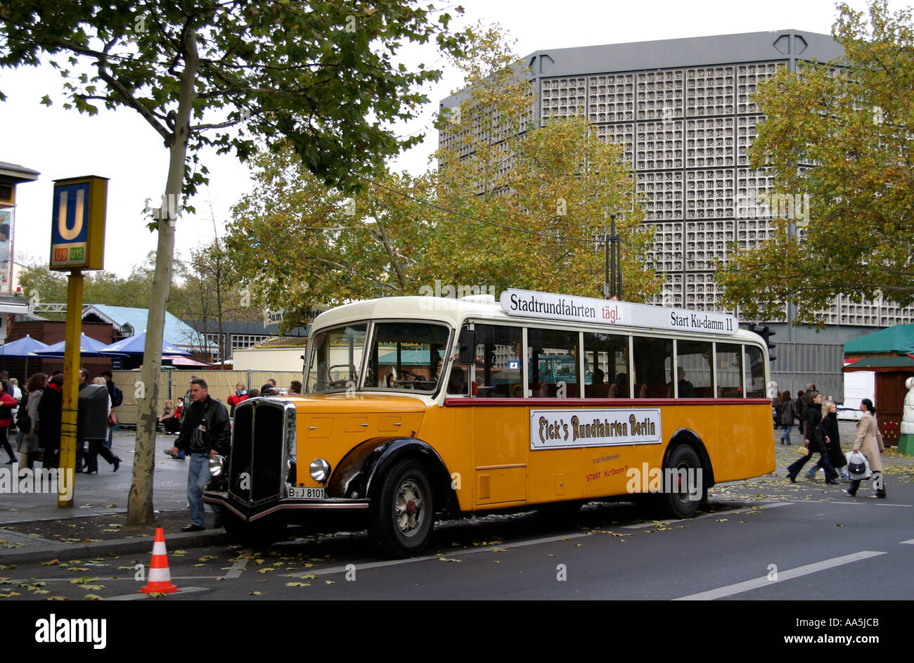 Germany Berlin Cityscape Museum Historic Bus Excursion Stock Photo - Alamy