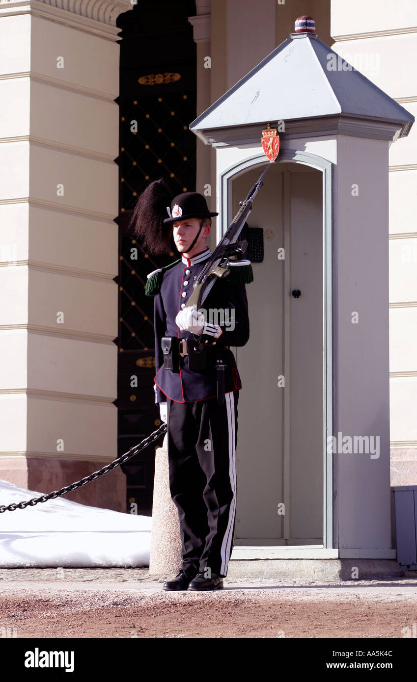 Norway Oslo Royal Palace Guard in front of Watch-House Stock Photo - Alamy