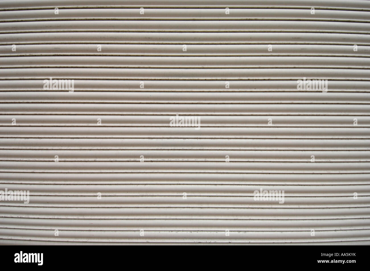 Horizontal metal lines hi-res stock photography and images - Alamy