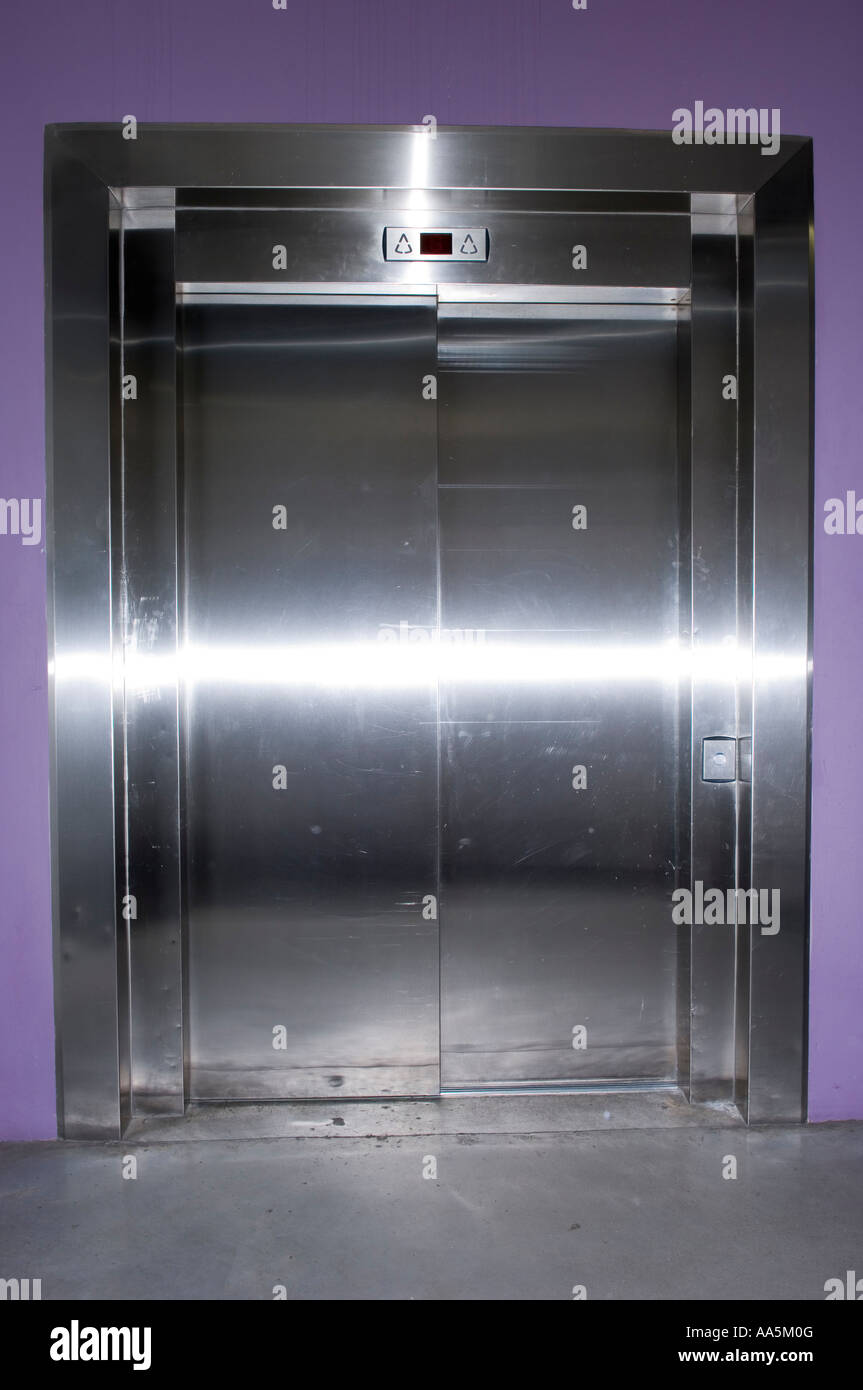 Tower block lift hi-res stock photography and images - Alamy