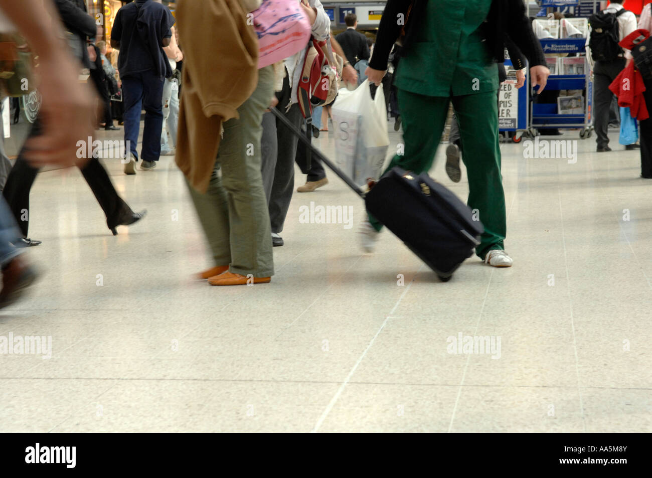 Christmas commuters hi-res stock photography and images - Alamy