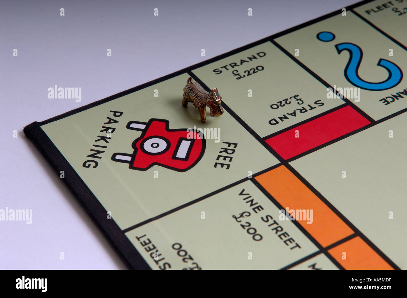 Monopoly stations hi-res stock photography and images - Alamy