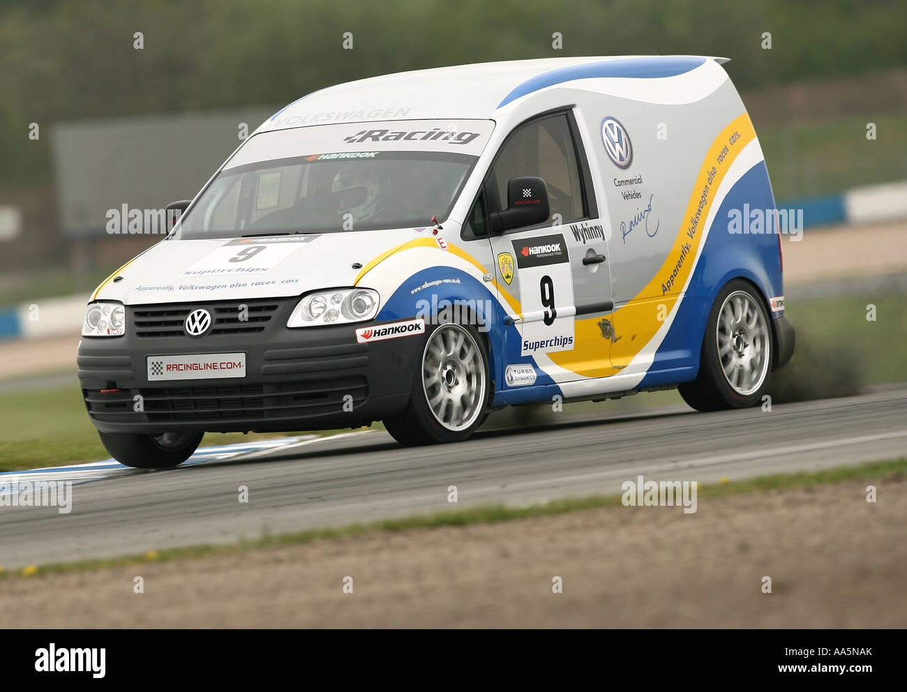 CADDY VAN RACING IN VW CUP AT DONNINGTON Stock Photo - Alamy