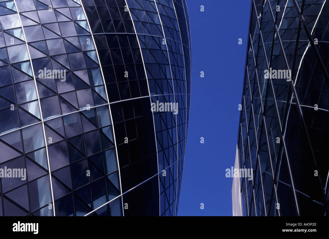 Geometric patterns and gap between the Gherkin and sister building 20 ...
