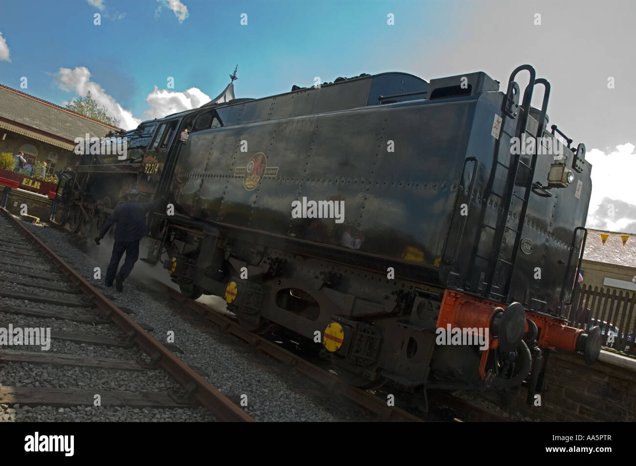 Steam locomotive and tender hi-res stock photography and images - Alamy